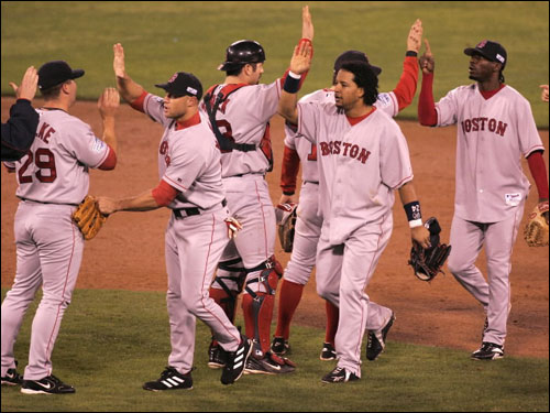 사진으로 다시 보는 2004 WS : MLBPARK