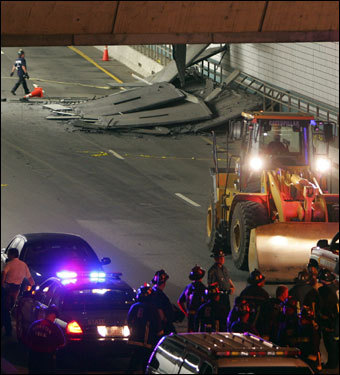 Big Dig ceiling collapse - Boston.com