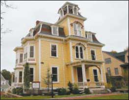 Phantom Manor, the inspiration behind the inspiration. - Disney's ...